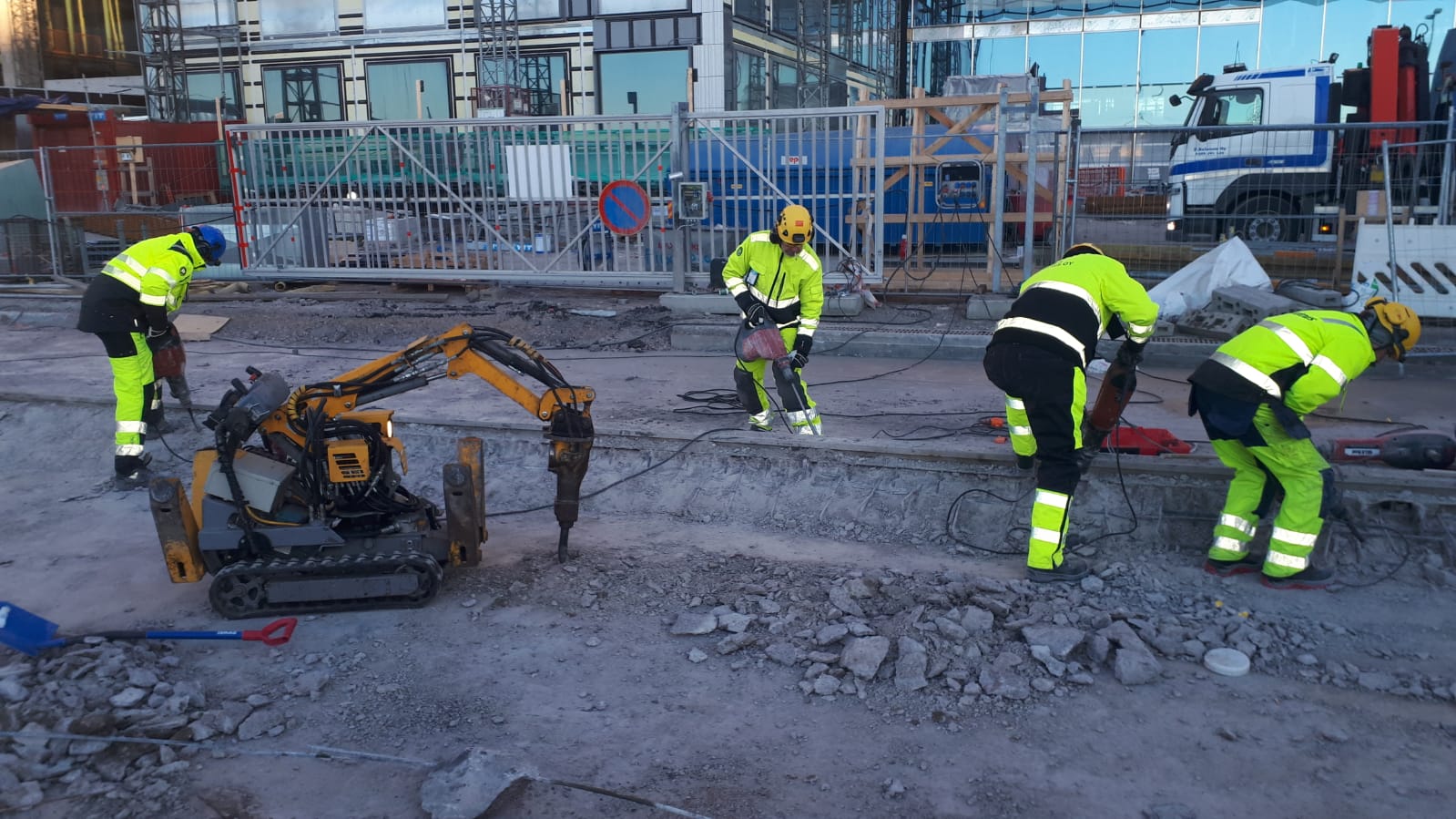 Uretaanieristykset & Floating stone - VIKING SOLUTIONS OY